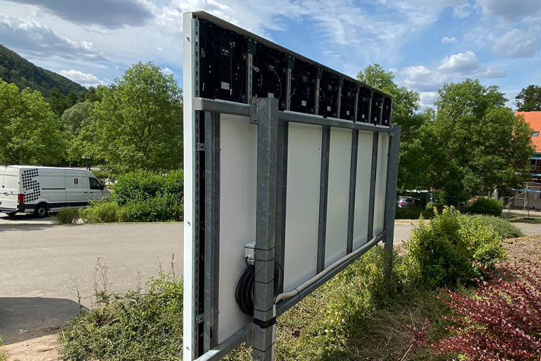 Digitale Infotafel Outdoor | Schauf